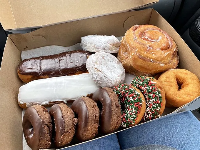 A box of pure joy! This isn't just an assortment; it's a treasure chest of sugary gems waiting to be discovered.
