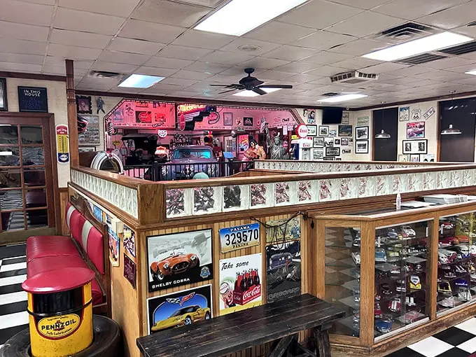 More vintage than your grandpa's jokes, with decor that's a feast for the eyes. Nostalgia: It's what's for dinner.