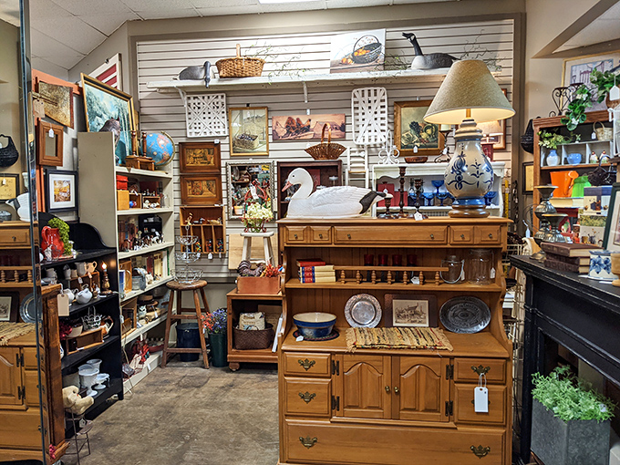 A maze of memories! Each booth is a time capsule, offering glimpses into decades past and the potential to redecorate your entire home in "Retro Chic."