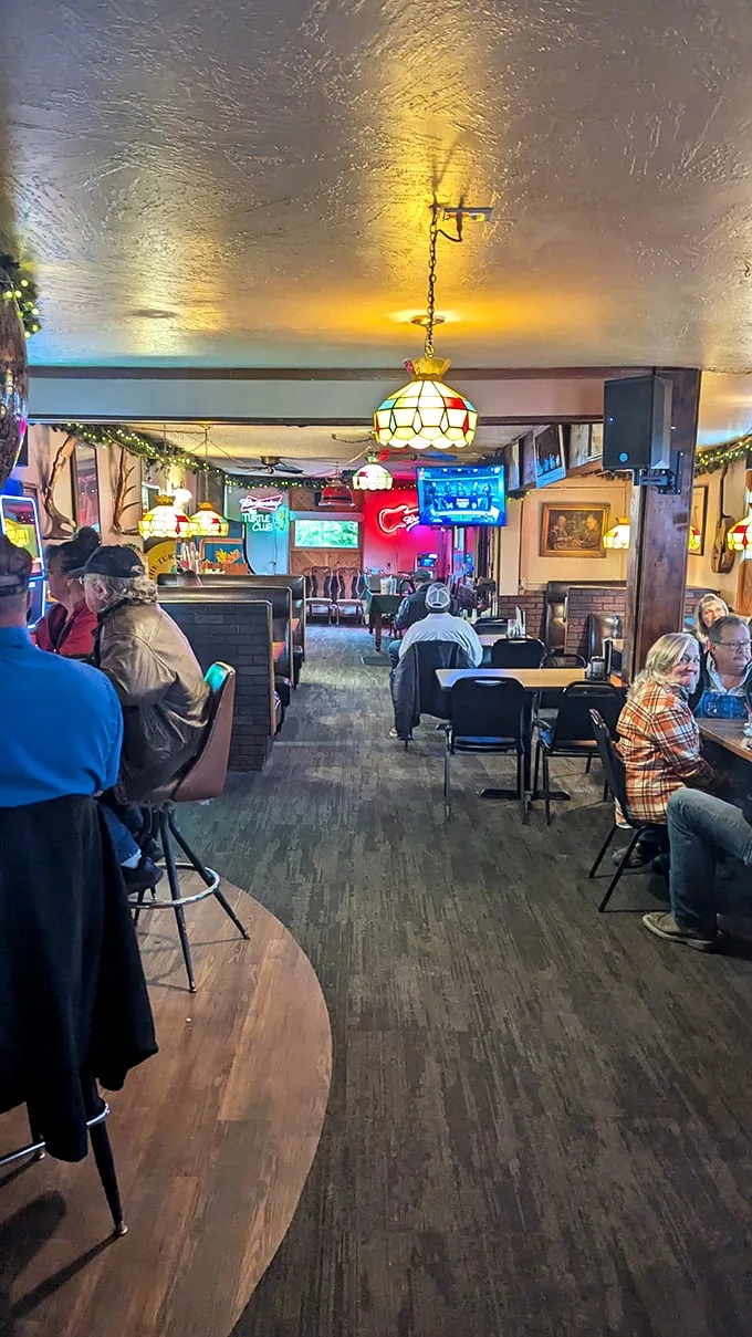 Where everybody knows your name… or at least your favorite cut of prime rib! The Turtle Club: Fairbanks' answer to "Cheers," with better food.