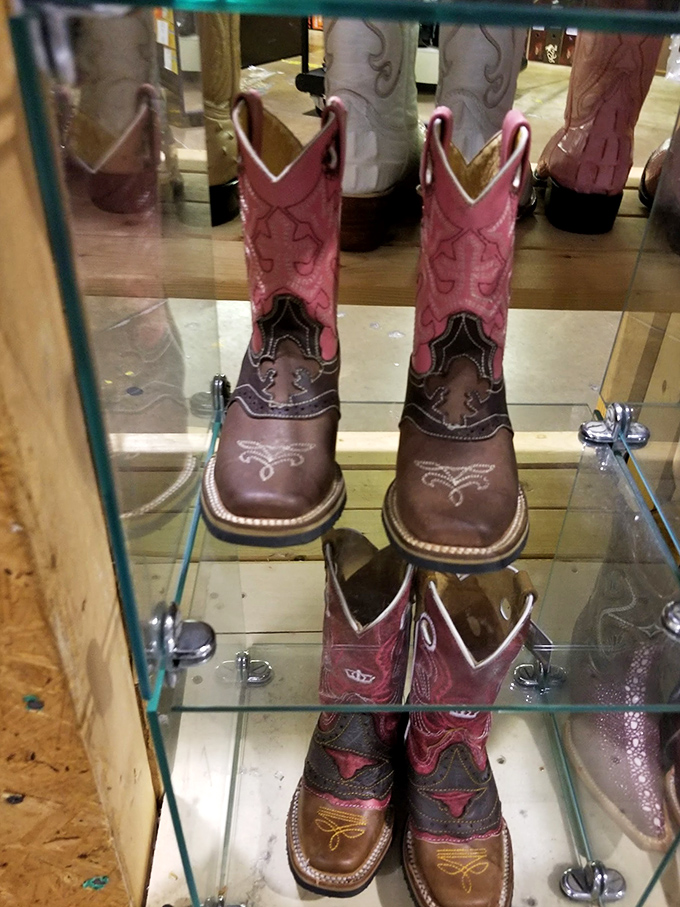 These boots were made for… everything! From line dancing to grocery shopping, strut your stuff in leather that screams "yeehaw" with every step.