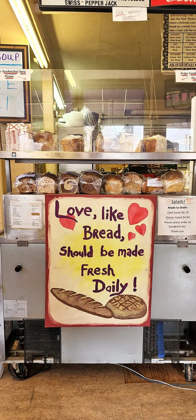 Words to live by! This sign speaks the truth – fresh bread is the key to happiness (and a satisfied stomach).