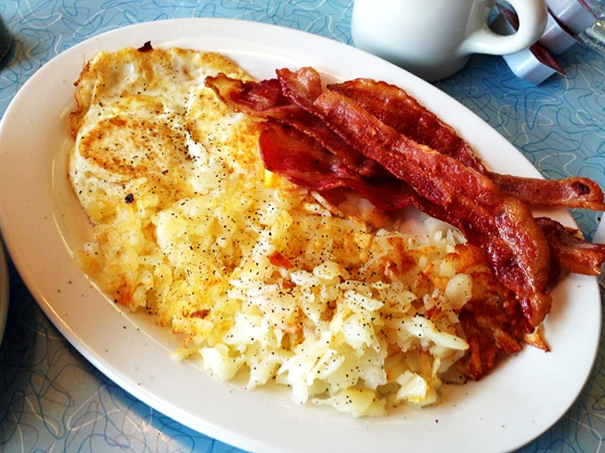 Eggs and bacon—a breakfast pairing as timeless as Astaire and Rogers, but with better sizzle and considerably more protein.