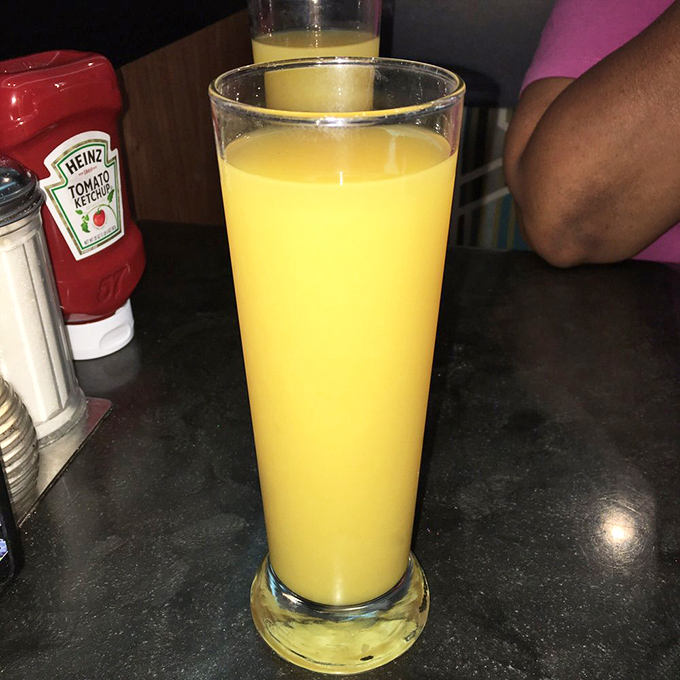 Hello, sunshine in a glass! This mimosa is the perfect way to start your day – or continue it. Because sometimes, adulting means bubbles for breakfast.