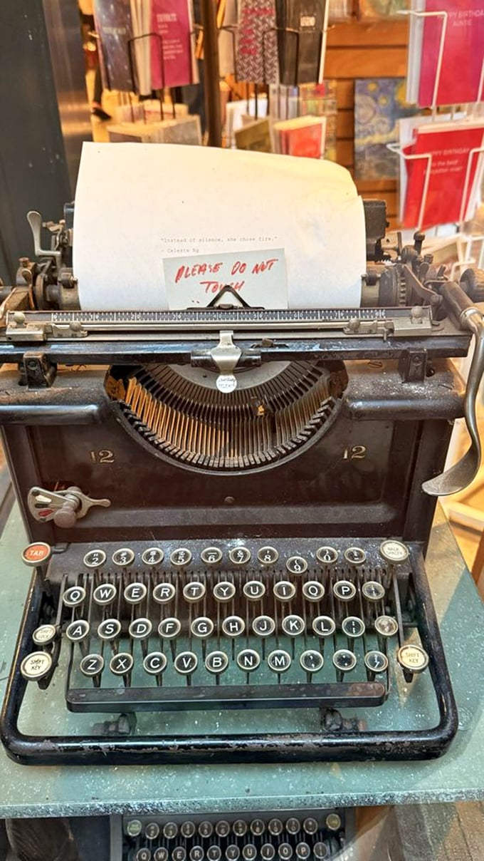 A typewriter that's seen some stories! This vintage beauty whispers tales of Hemingway-esque adventures – or at least some sternly worded letters.