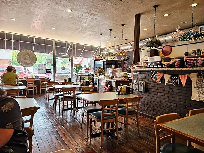 Warm wood floors, Tiffany-style lamps, and patriotic bunting create the perfect backdrop for serious sandwich consumption.