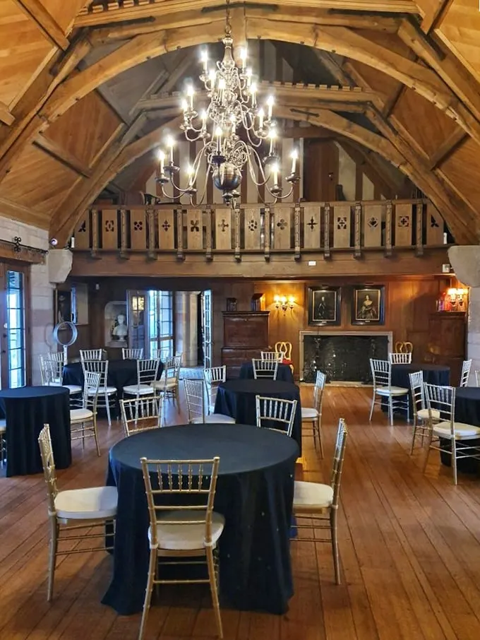 Step into the Great Hall and prepare to be wowed. It's like Hogwarts meets Downton Abbey, with a dash of Rocky Mountain charm.