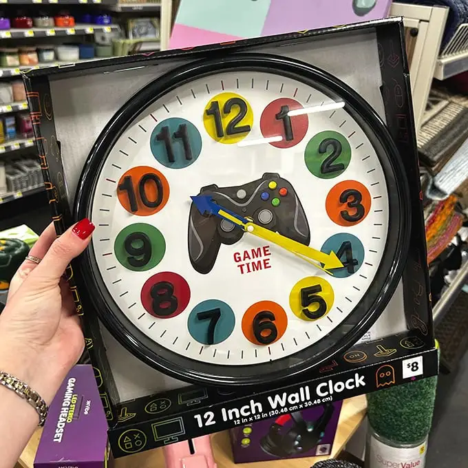 Time for some gaming nostalgia! This clock's got more personality than a sitcom character, perfect for your retro game room dreams.