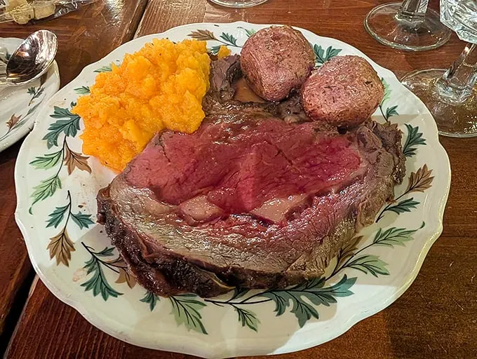 Behold, the pièce de résistance! This prime rib is so perfectly pink, it could make a flamingo blush. Carnivores, prepare to meet your match.