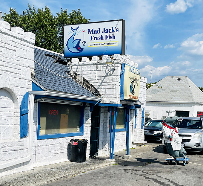 Mad Jack's: Where nautical whimsy meets fresh fish. It's like Captain Ahab opened a diner… and had a great sense of humor!