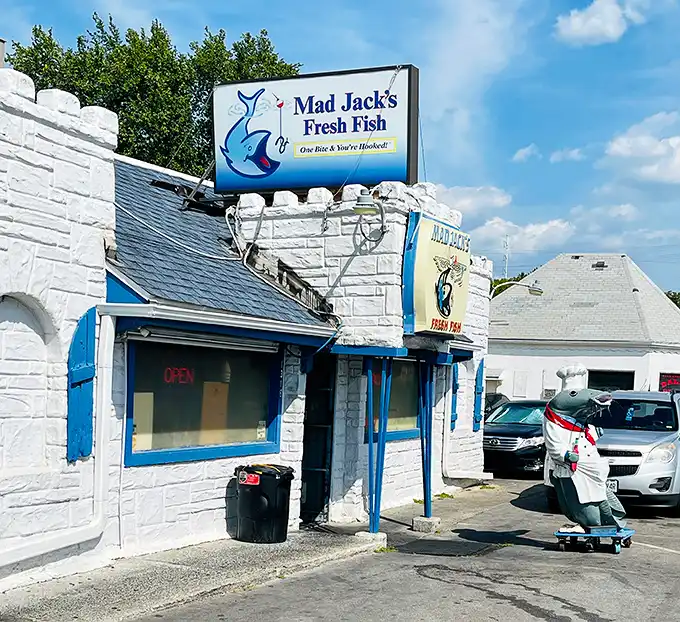 Mad Jack's: Where nautical whimsy meets fresh fish. It's like Captain Ahab opened a diner… and had a great sense of humor!