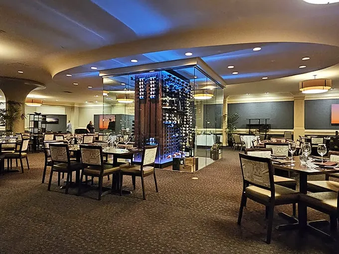 At WSW, the wine wall is taller than a coconut tree, and the steaks are so prime, they practically have their own area code!