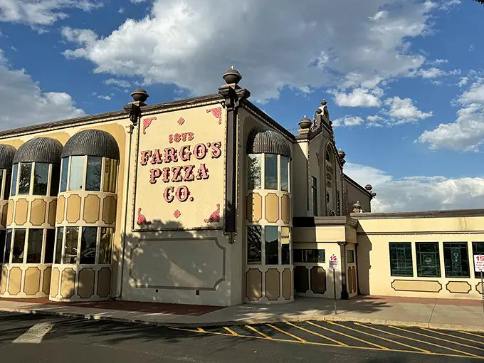 Pizza fit for royalty in a setting straight out of Downton Abbey! Fargo's proves that sometimes, the best things in life are cheesy.