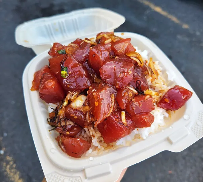 Shoyu serious? This shoyu poke looks so good, it's enough to make a fish jump right out of the water and onto your fork.