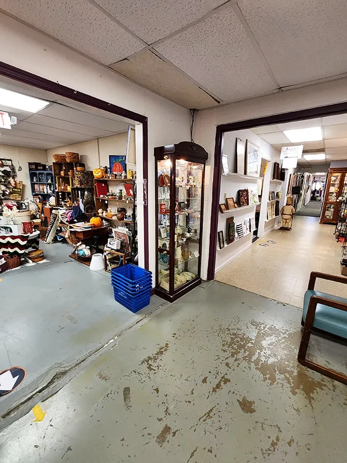 Room after room of retro revelations! It's like stepping into a time machine set to "shuffle." Who knew the past had so many knick-knacks?