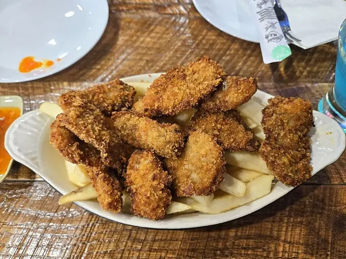 Golden, crispy, and utterly irresistible. These fried oysters are like the ocean's version of popcorn – bet you can't eat just one!