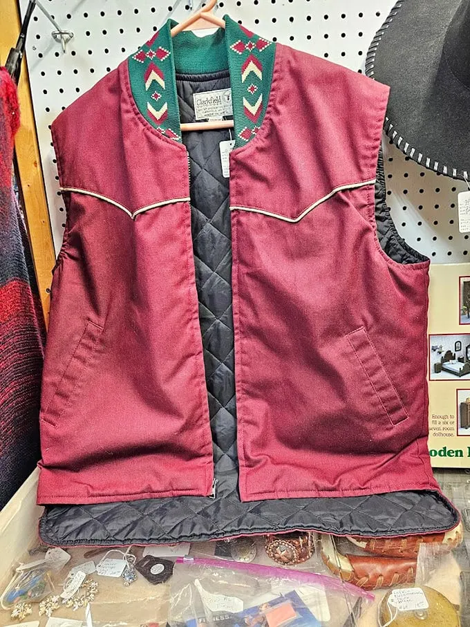Cowboy chic meets hipster cool! This vest could be the missing piece in your wardrobe's puzzle – yeehaw meets yeah, wow!