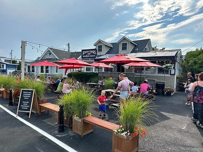 Harvey Cedars Shellfish Co.: half a century of serving ocean treasures. It's like a time machine that takes you to seafood paradise!