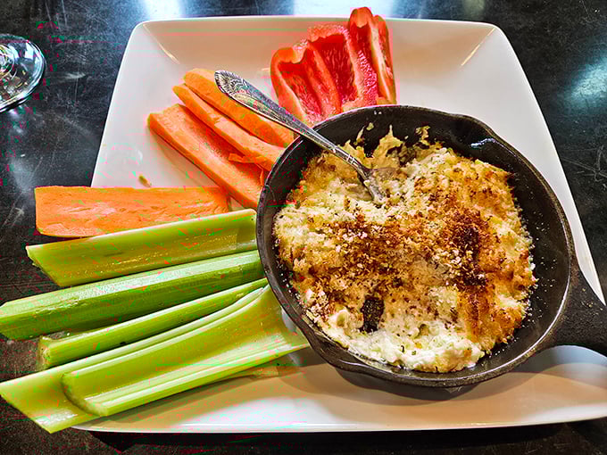Fresh vegetables surround the mac and cheese like backup dancers to a cheesy superstar. This is what vegetables dream of becoming when they grow up.
