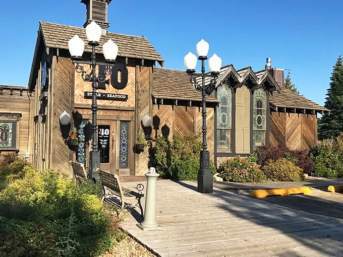 40 Steak & Seafood: Paul Bunyan's date night destination! Where rustic charm meets culinary sophistication.