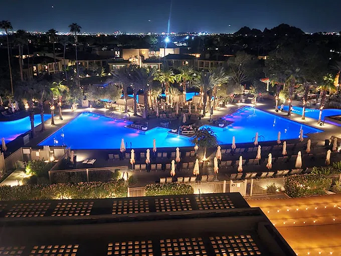 J&G Steakhouse: Where the view is almost as jaw-dropping as the steaks. Almost.