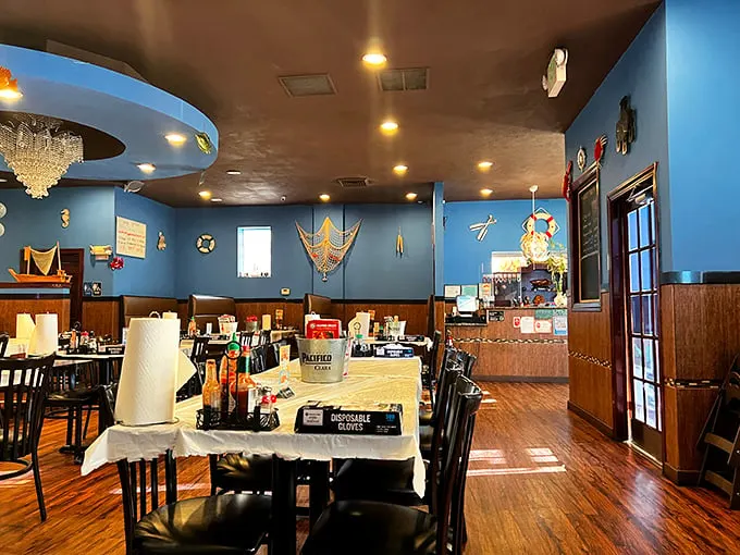 Blue walls, fishnets, and tables ready for a delicious mess. Seafood Bucket is where you leave your inhibitions at the door and dive in!