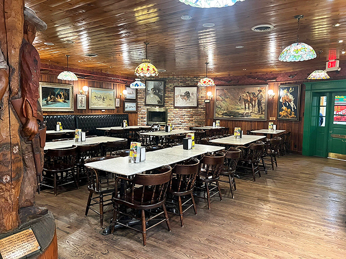 Imagine if your cool grandpa's den could seat 100 people. That's Wall Drug's dining area – cozy, quirky, and filled with enough Americana to make Norman Rockwell weep with joy.
