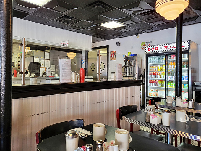 Where retro meets refreshment. The classic diner counter, complete with soda fountain, is like a set from "Happy Days" – but with better food.