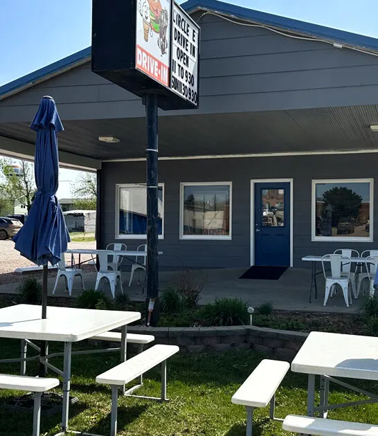 best cheeseburger restaurant murdo sd ftr