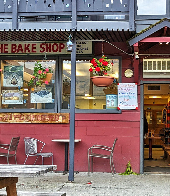 cinnamon rolls bakery alaska ftr