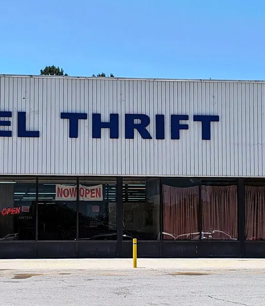 enormous secondhand shop tennessee ftr