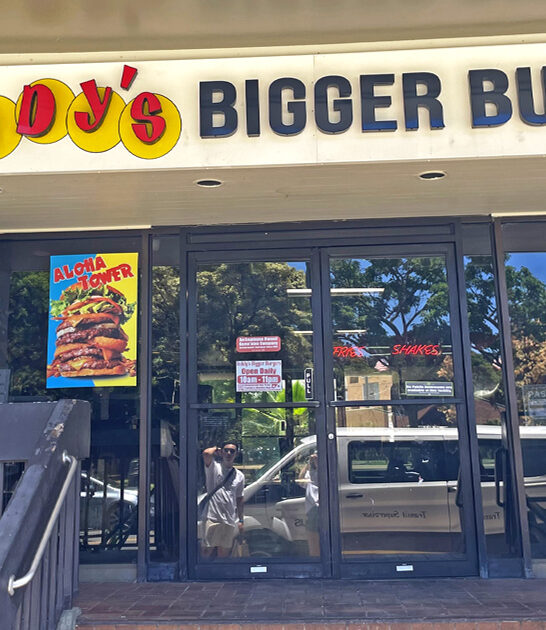 hawaii restaurant massive cheeseburgers ftr