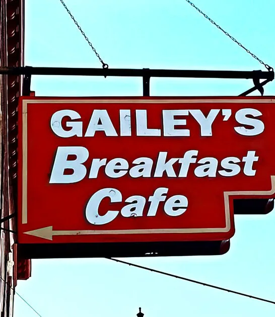hole wall restaurant breakfast springfield mo ftr