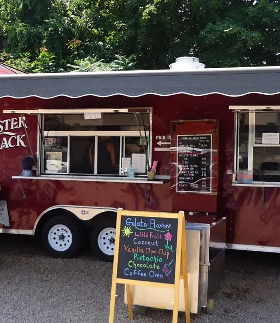 lobsters connecticut restaurant delicious ftr