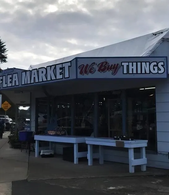 massive oregon flea market ftr