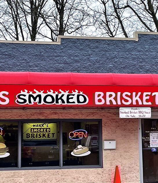 unassuming restaurant bbq indiana ftr