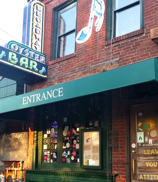 unassuming seafood restaurants missouri ftr