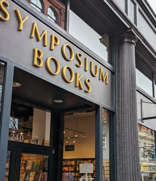 used bookstore rhode island ftr