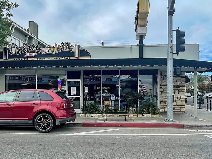 The unassuming mint-green exterior houses breakfast dreams that would make IHOP executives weep with envy. Where friends come to meet, indeed!