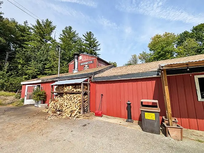 The little red smokehouse that could! This unassuming BBQ joint in Brentwood proves great things come in humble packages.