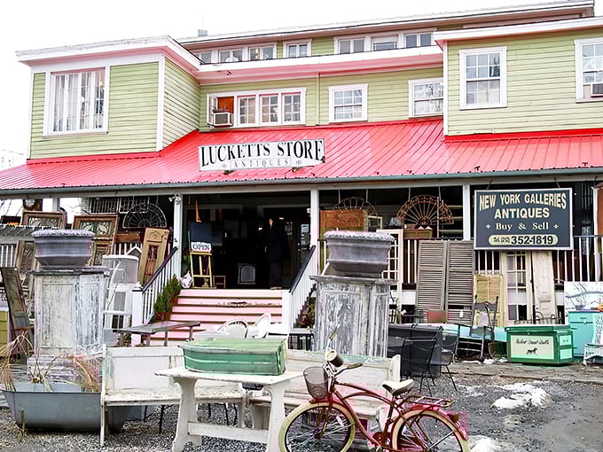 The iconic green clapboard and red metal roof of Lucketts Store welcomes treasure hunters with vintage finds already spilling onto the porch.