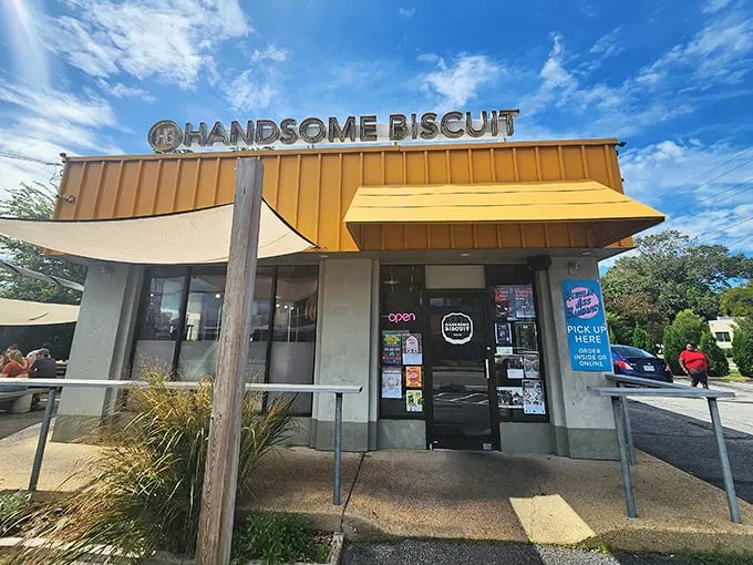 That sunshine-yellow exterior isn't just a building—it's a beacon of breakfast hope in Norfolk's culinary landscape.