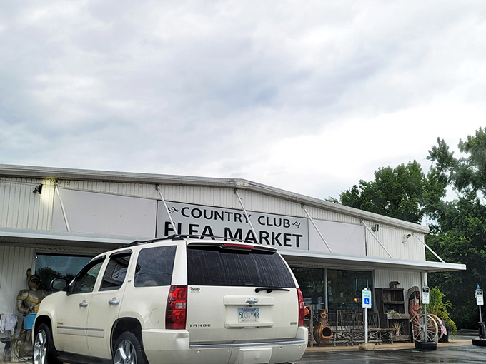 The unassuming exterior of Country Club Flea Market hides a universe of treasures within. Like a treasure chest, it's what's inside that counts.