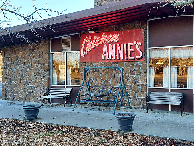 The unassuming stone exterior of Chicken Annie's Original stands as a monument to the adage that you can't judge a restaurant by its facade.