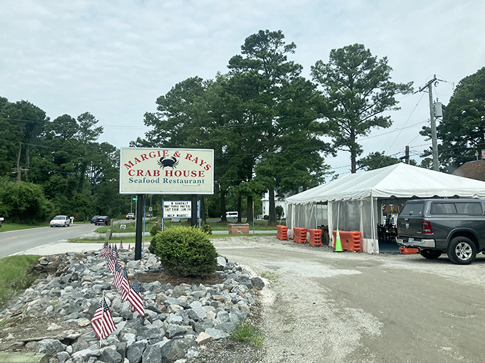 The unassuming exterior of Margie & Ray's might fool you, but those American flags aren't just for show—they're signaling a patriotic devotion to perfect seafood.