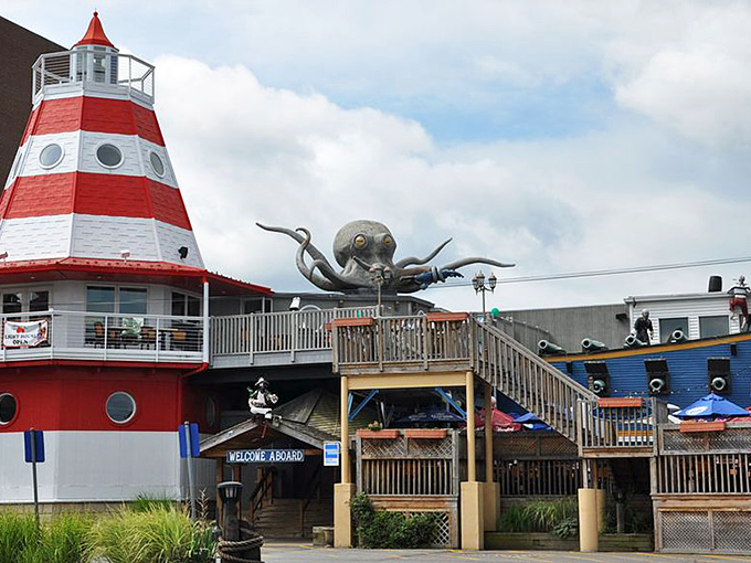 The lighthouse beckons seafood lovers like a maritime mirage in landlocked Scranton. Who needs an ocean when you've got chowder this good? 