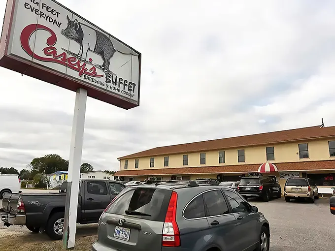 The unassuming exterior of Casey's Buffet might fool you, but locals know that culinary treasures often hide in plain sight.