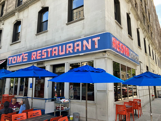 The iconic red "RESTAURANT" sign has welcomed hungry New Yorkers for decades—and yes, Seinfeld fans will recognize it instantly. 
