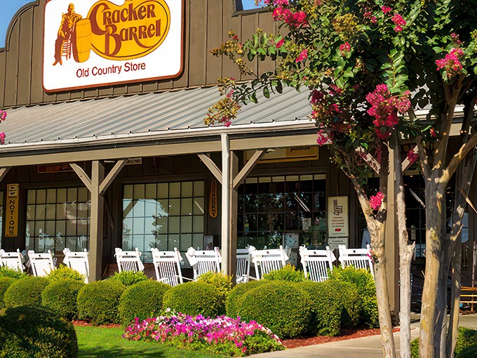 The humble exterior belies what awaits inside—a temple of comfort food where calories don't count and nostalgia comes complimentary with every meal.