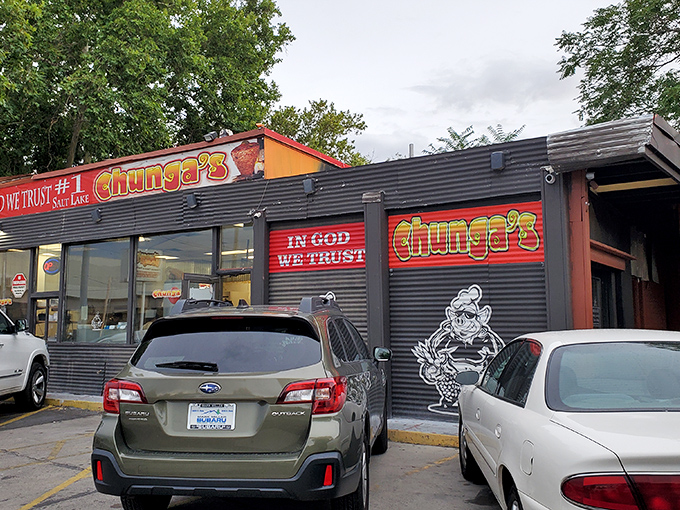 The unassuming exterior of Chunga's hides culinary treasures within, like finding a Picasso at a yard sale. "In God We Trust" indeed—especially when it comes to their enchiladas.